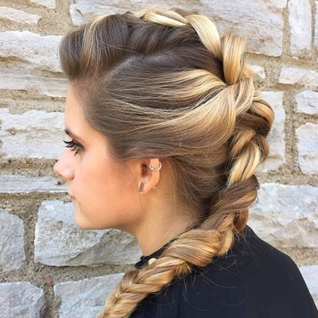 30 Glamorous Braided Mohawk Hairstyles for Girls and Women - Page 3 of 5