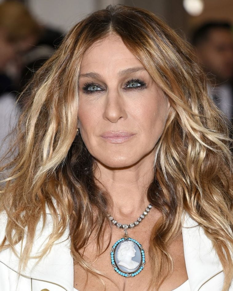 Hairstyles For Older Women 2019 Haircuts And Hair Color Ideas Page 4 Of 9