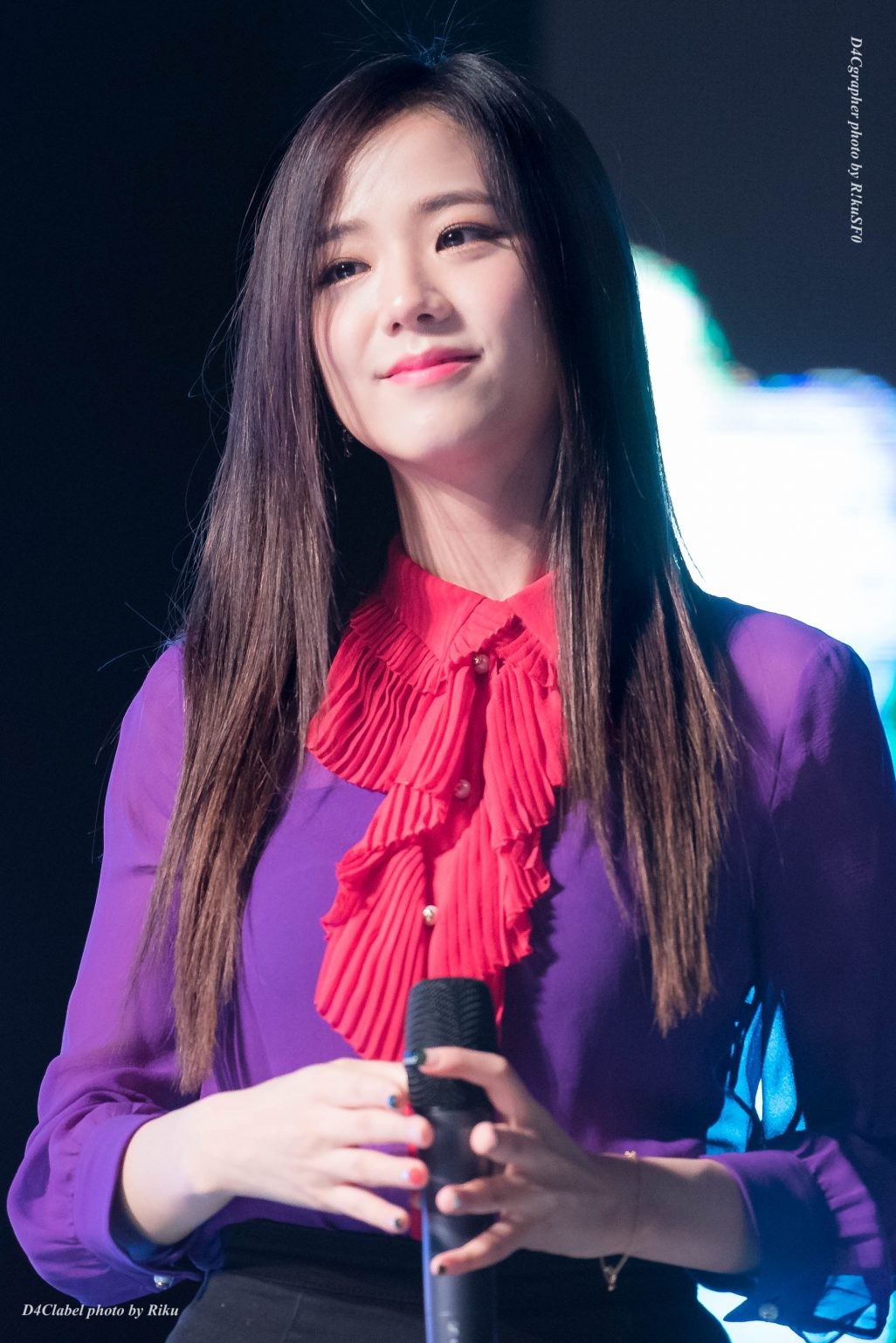 Korean BLACKPINK's Kim Jisoo Hairstyles and Hair colors 2023-2024 ...